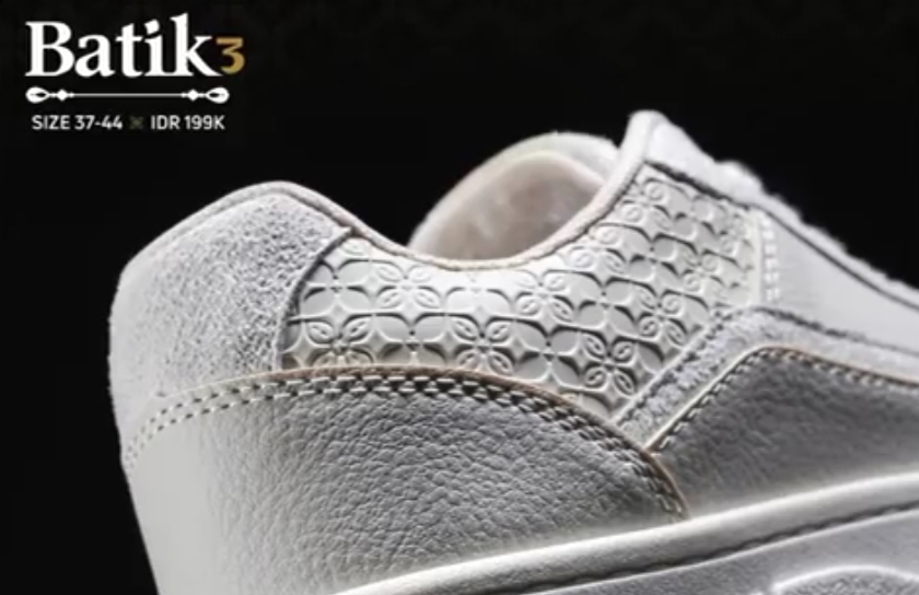 Ini Sepatu Batik Aerostreet Gibran yang Dipakai Saat Debat Cawapres ...