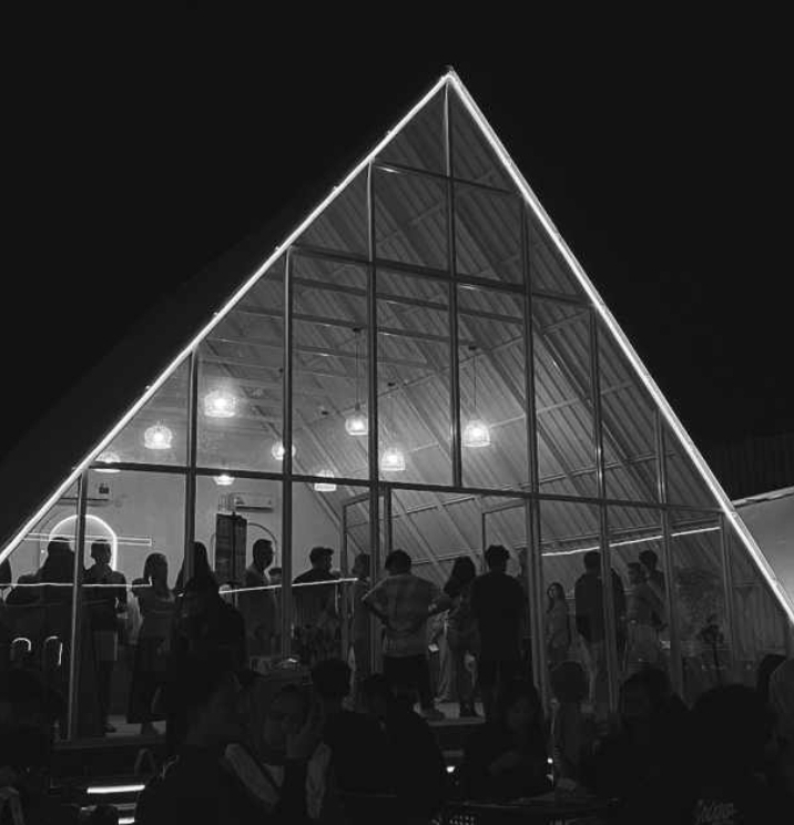 Onix Cafe Lagi Hits dan Ramai Dikunjungi, Pernah Kesini? - zetizens.id