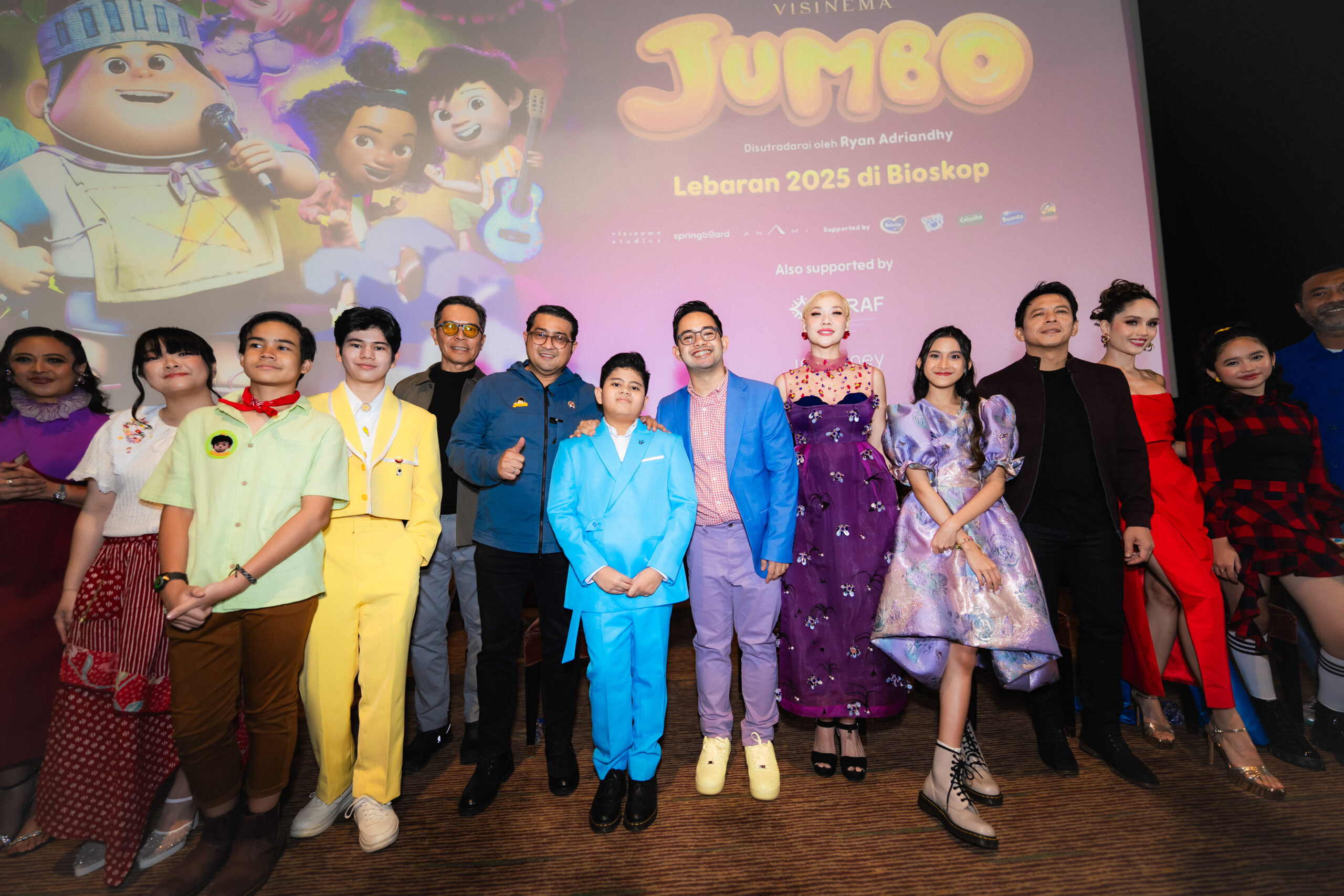 Intip 13 Pengisi Suara Film Jumbo - zetizens.id