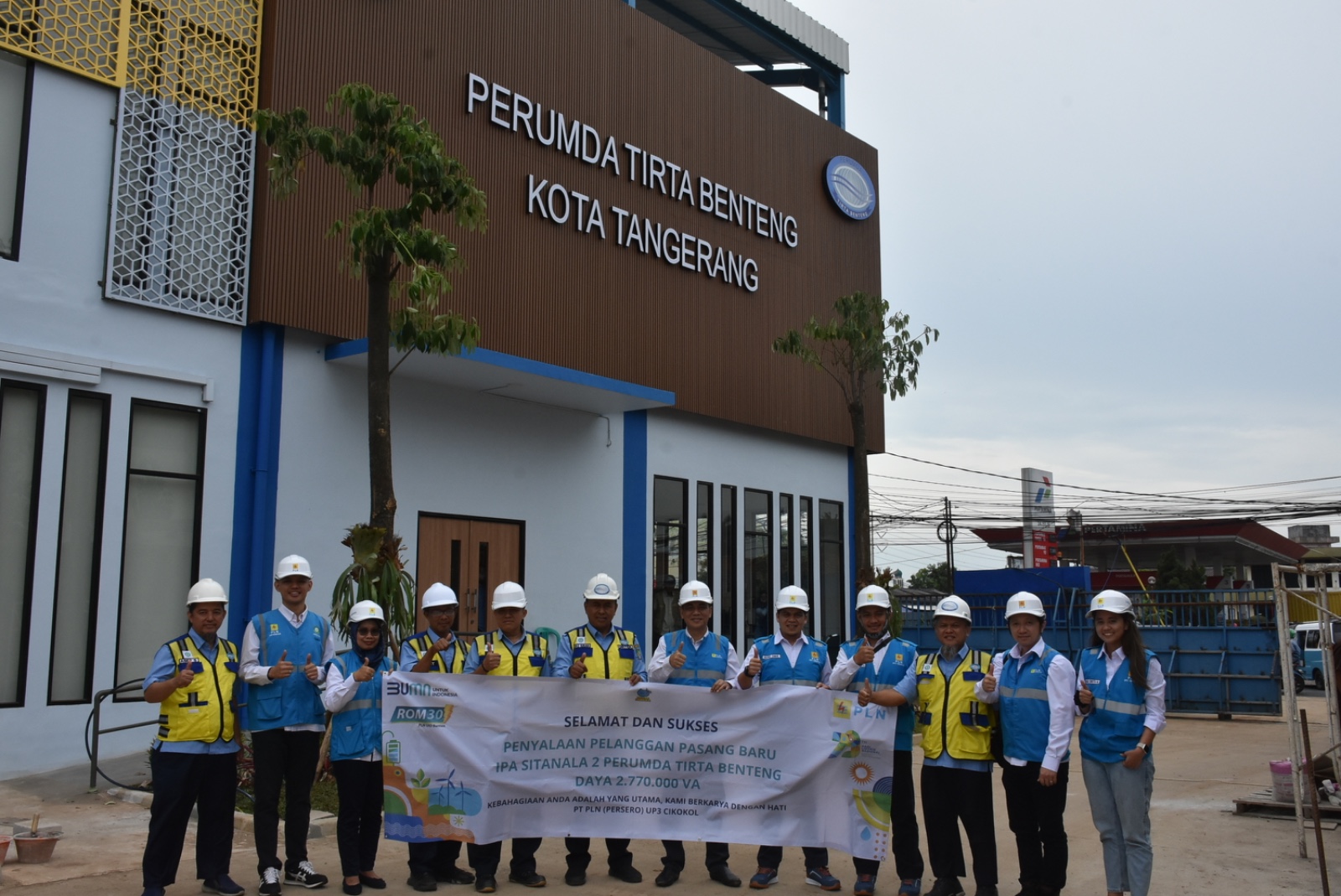 PLN UID Banten Menyalakan 23 Pelanggan Potensial Tegangan Menengah pada ...