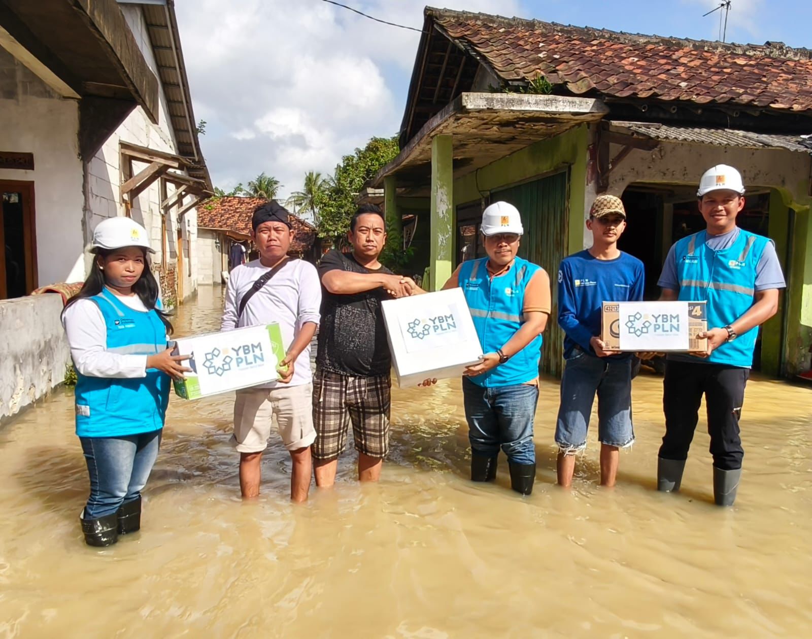 PLN UP3 Cikupa Hadir, Pastikan Keselamatan Masyarakat - zetizens.id
